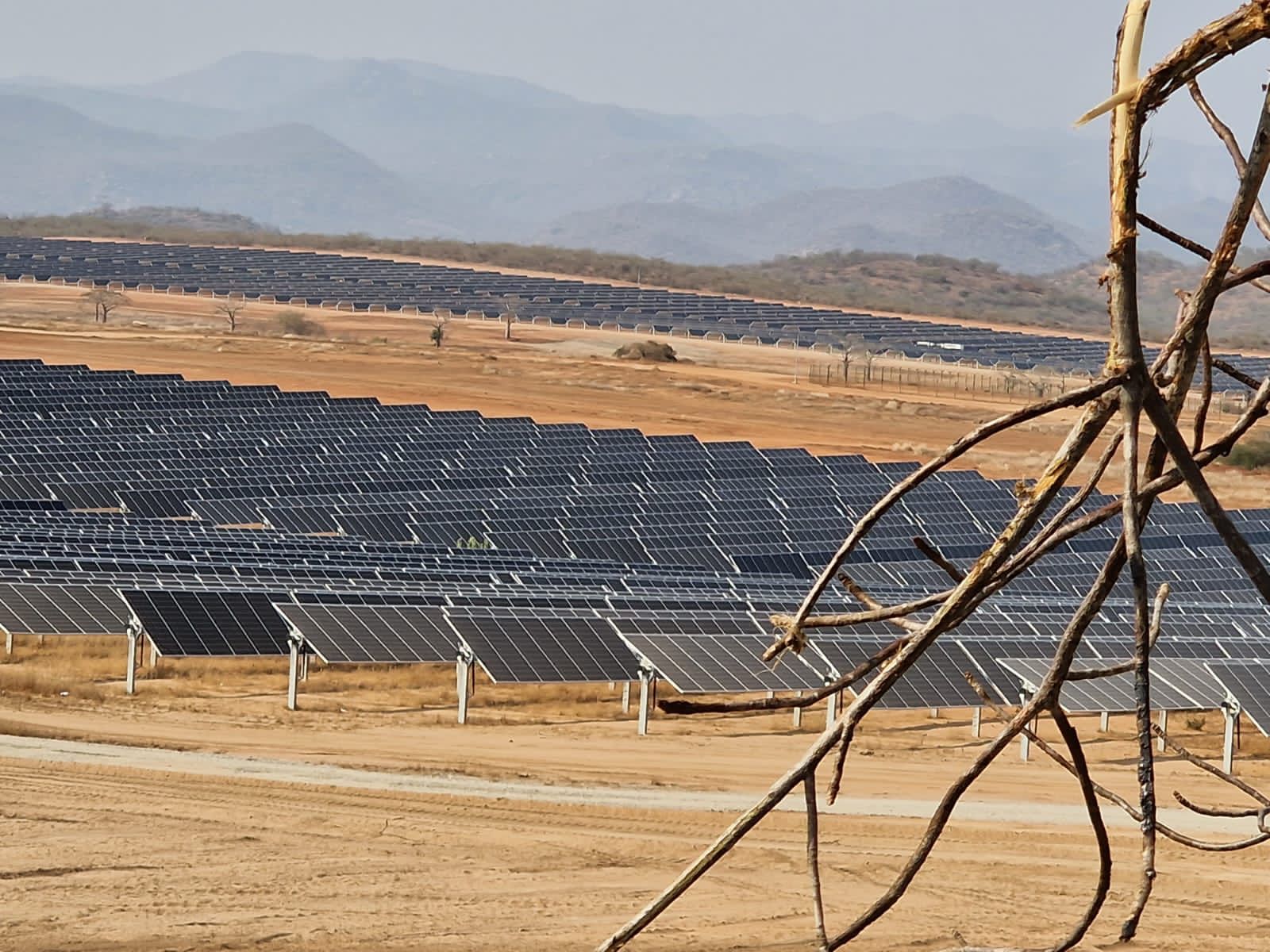 MINEA conclui primeiros Parques Fotovoltaicos de Angola - Embassy of ...