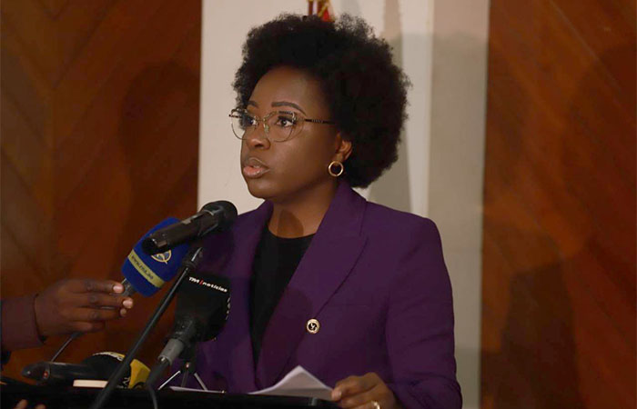 Vera Daves mantém-se serena com os níveis da dívida pública - Embassy ...